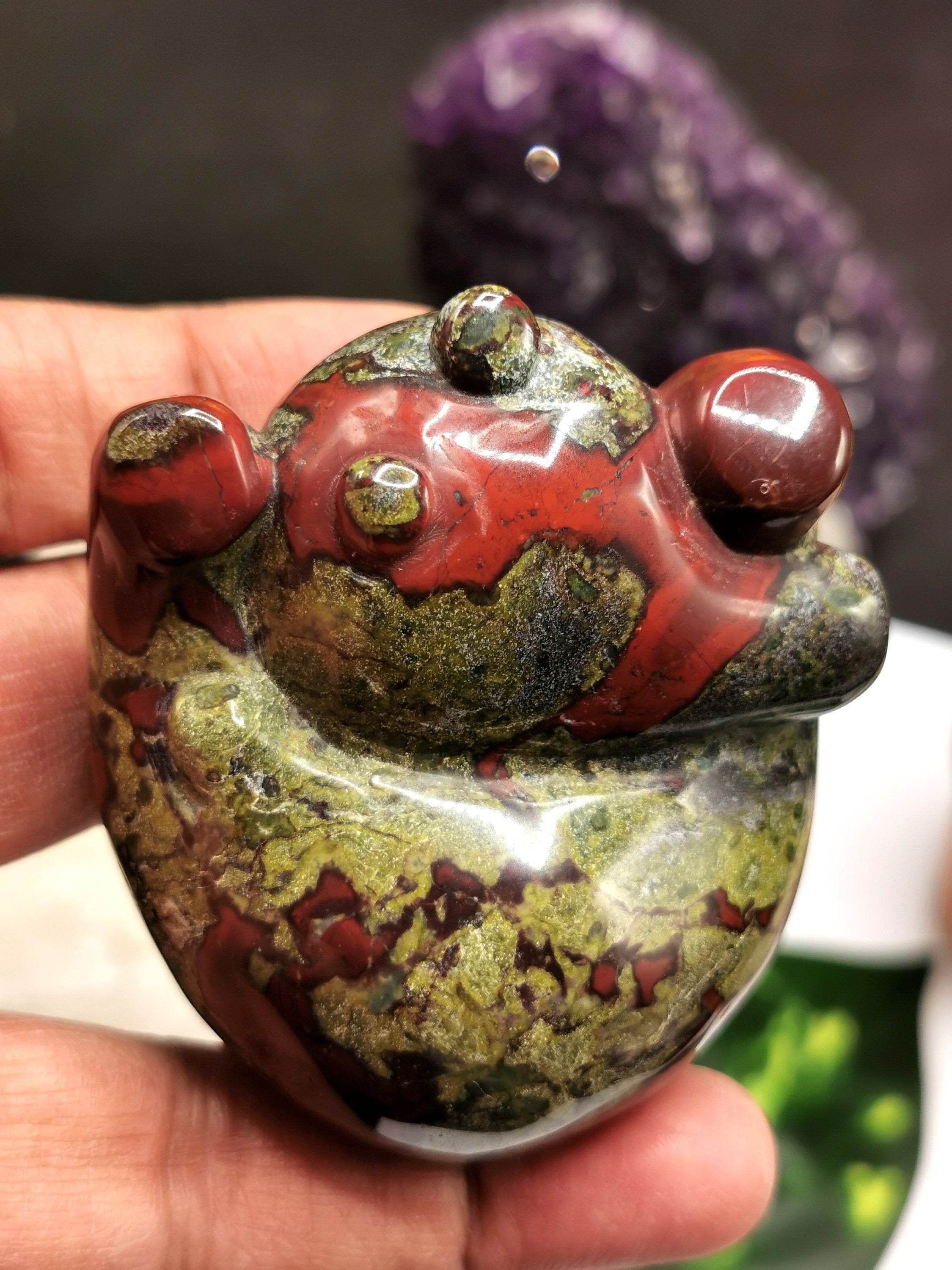 Bloodstone Jasper Anatomical Heart carving - Human Heart / Crystal Hea