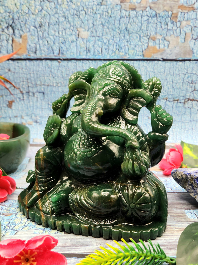 Carving of Ganesha in Green Aventurine Crystals/Gemstone - Reiki/Chakr