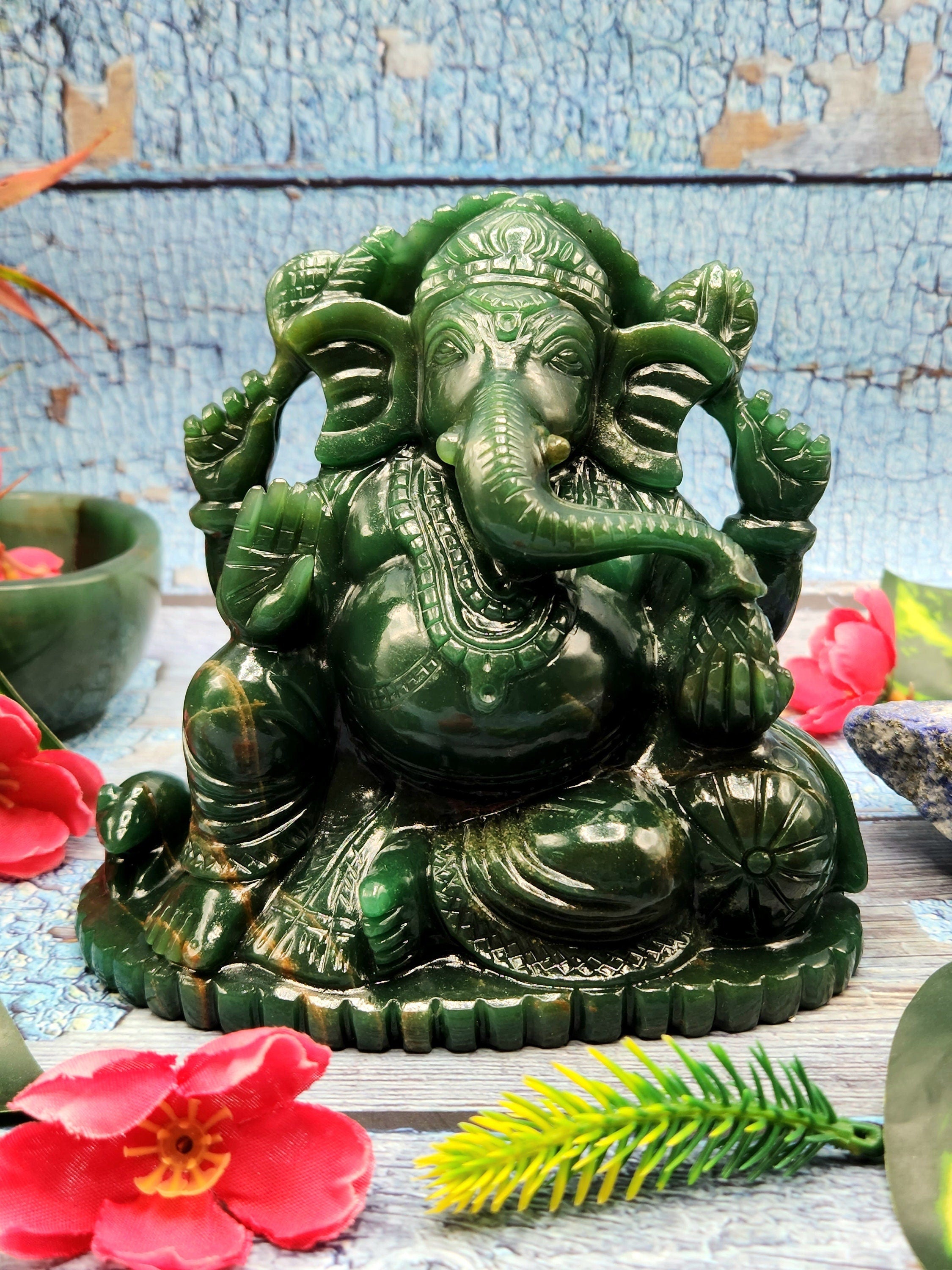 Carving of Ganesha in Green Aventurine Crystals/Gemstone - Reiki/Chakr